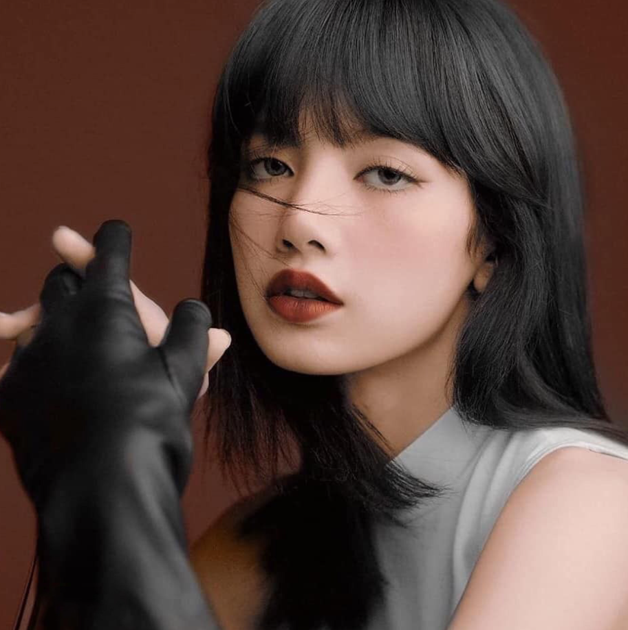 Mách nàng cách makeup giống Lisa BLACKPINK để sở hữu đôi mắt mèo sắc ...